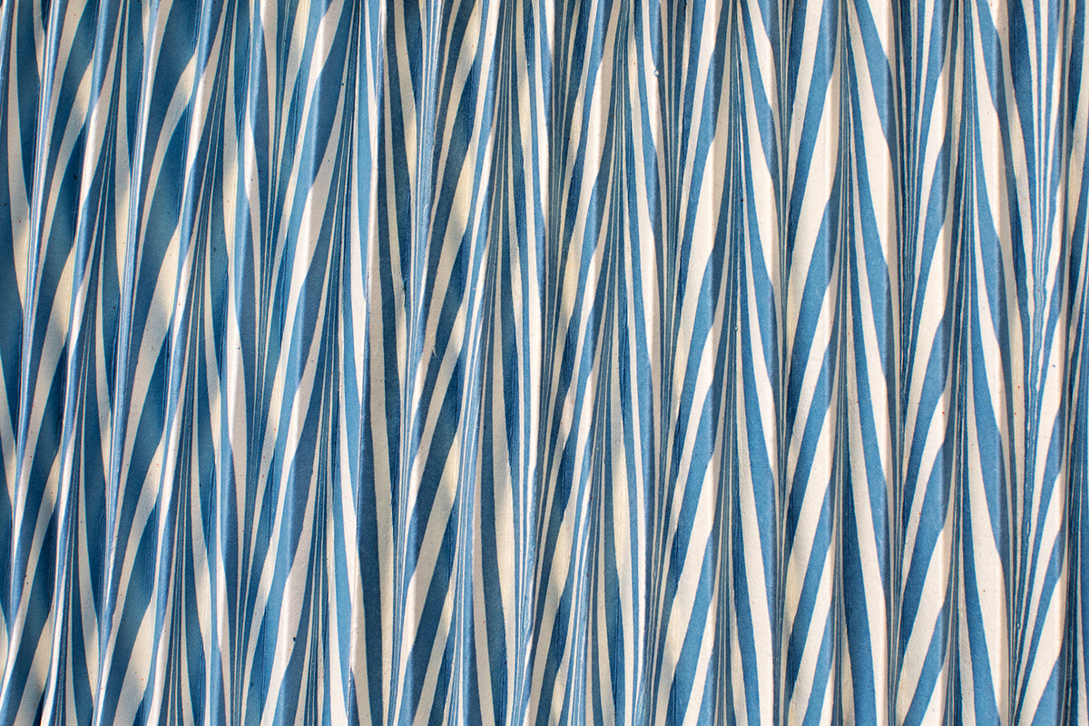 Pleated Blue Banyan – Rosi de Ruig